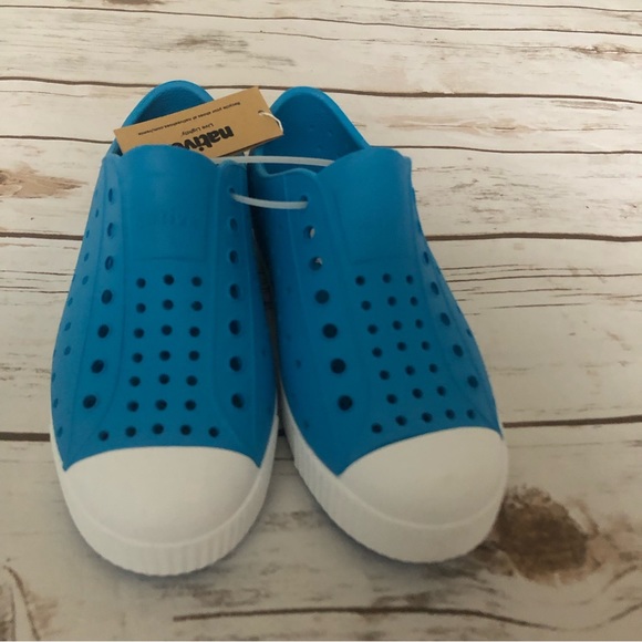 Native Shoes | Shoes | Native Blue Jeffersons | Poshmark
